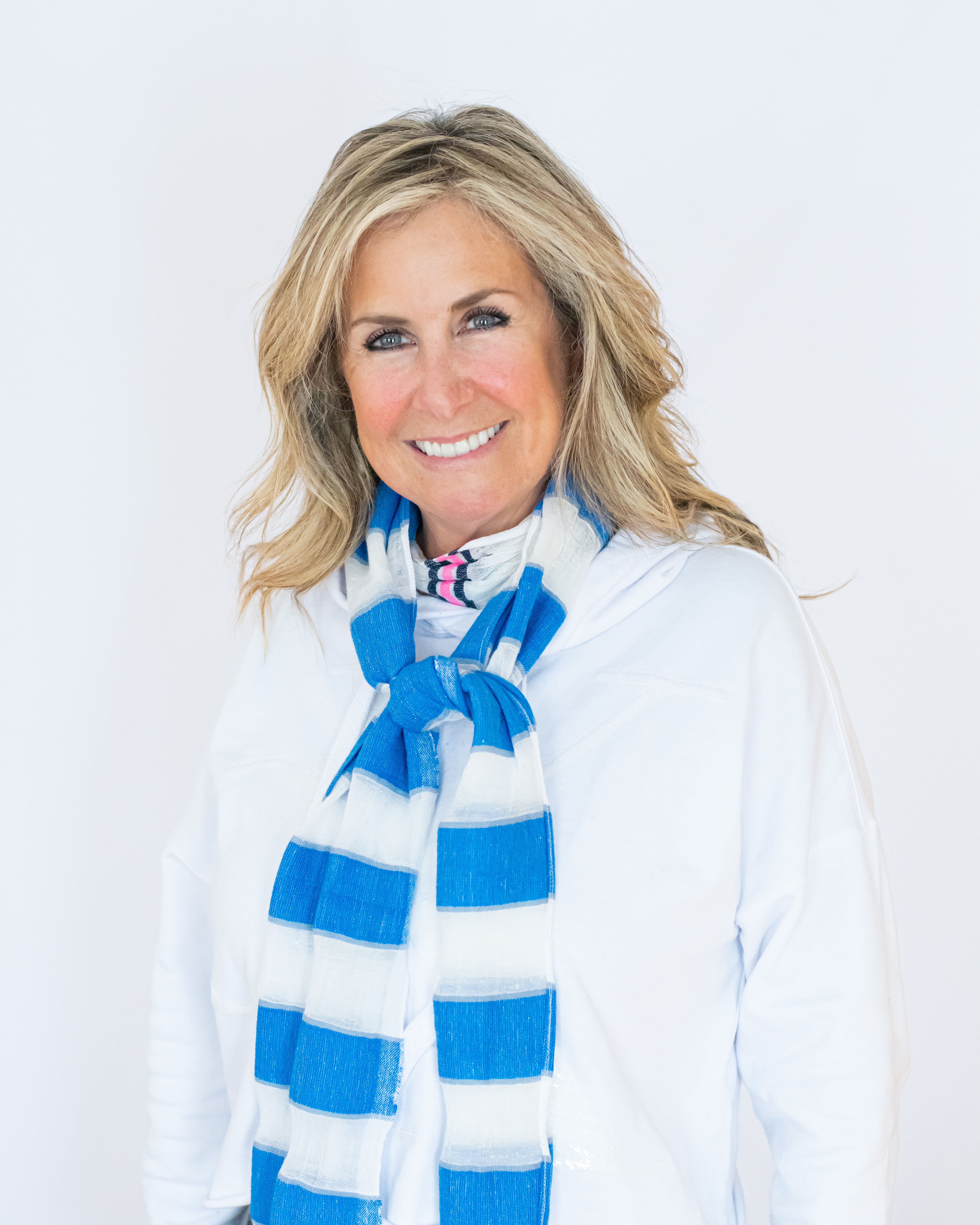 Lisa Mills a Lady of Note (Singer) – Kennebunk Talks